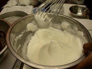 15 white objects that are naturally really white - Life's Chemistry Press
